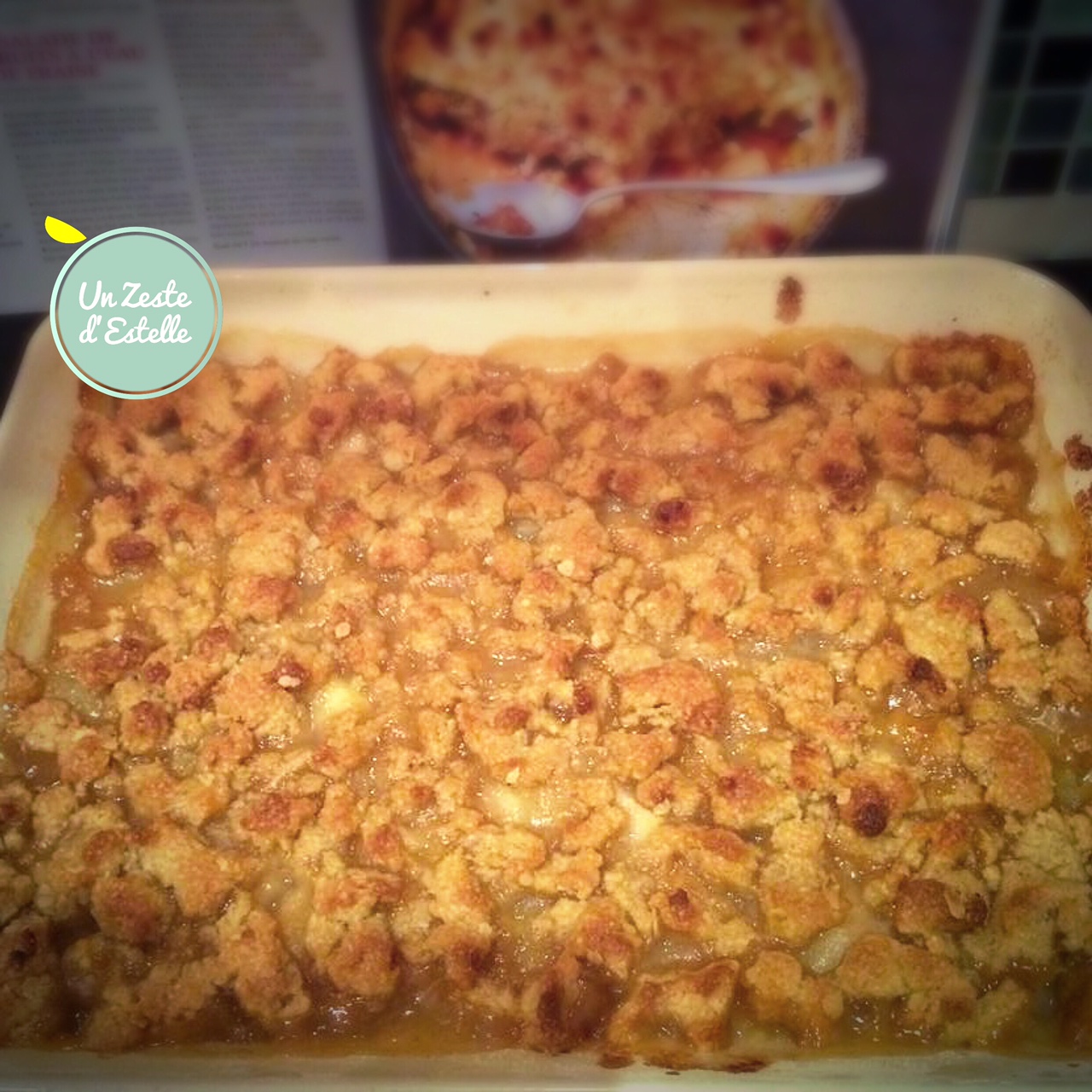 Crumble de poires au lemon curd - Un Zeste d'Estelle